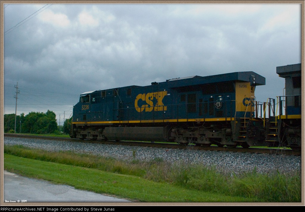 CSX 5236,7382,8319